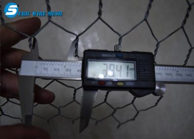 China Hot-dipped galvanized or PVC coated hexagonal wire mesh/chicken wire/chicken cage for sale