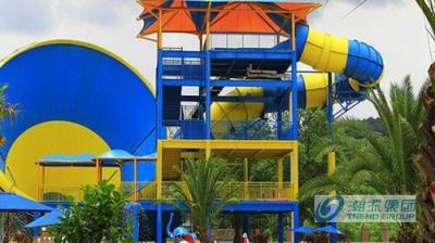 China Big Tornado Fiberglass Pool Slides , High Capicity Family Water Slide Games for sale