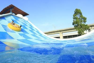 China Altura del equipo el 11m del parque de atracciones de los toboganes acuáticos de la fibra de vidrio de la diapositiva de la onda del oscilación para el parque de la aguamarina en venta