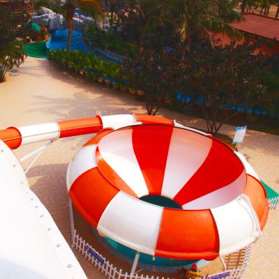 China Toboganes acuáticos gigantes modificados para requisitos particulares del patio trasero del espacio de los toboganes acuáticos de la fibra de vidrio del parque de la aguamarina de la diversión en venta