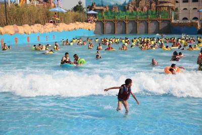 China Fashional Fiberglass Water Parks With Wave Pools Popular Cool / Water Slide for sale