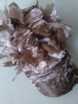 中国 Nylon 3D Sneaky Cap With Nylon Taffeta Leaves, Cotton Headband , 3D Camo Leaf Suit For All 販売のため