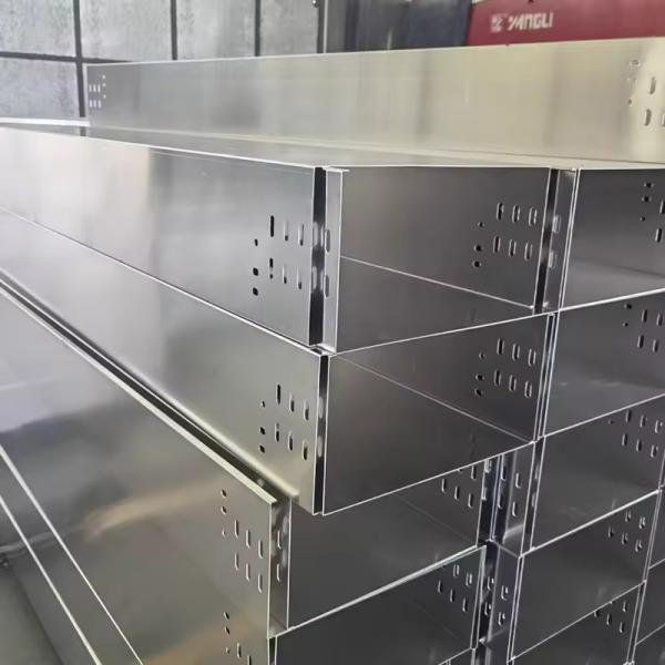 Quality Commercial Hot Dip Galvanized Cable Tray Height 50mm-1000mm Ventilation Groove for sale