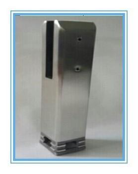 China Stainless steel square core drilled glass spigot with satin finished for sale