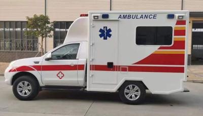 Cina 4WD LHD Cummins Motore di emergenza Ambulanza Auto Veicolo ICU in vendita