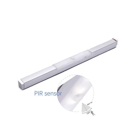 Cina Il Governo di DC6V Undermount LED accende il sensore di moto a pile 1W in vendita