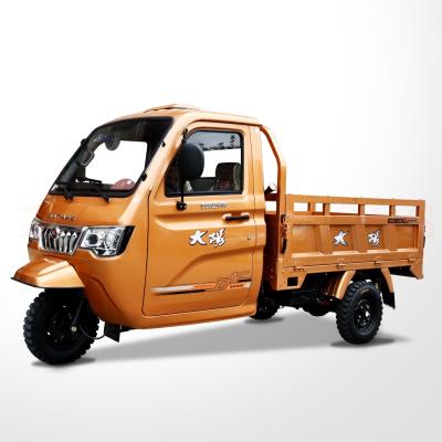 Cina Velocità massima 50-70Km/h 2021 Chinese Cargo Trimoto 250cc Cabina chiusa Motor tricycle in vendita