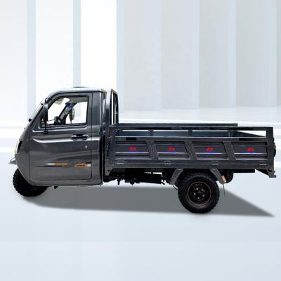 China Mover-se facilmente com triciclos motorizados alimentados por tensão de 12 V e chassi 50 x 100 à venda
