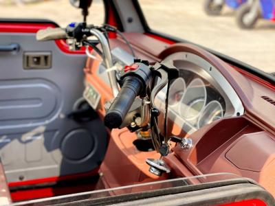 Китай Дизайн DAYANG 2022 закрытый тип кузова 1000W Trike Tuk Tuk Lifan Мотоцикл Трицикл продается