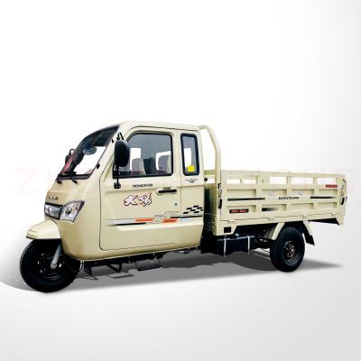 中国 DAYANG 重荷用 3輪貨物三輪車 ドライブキャビンと大きな排気量 販売のため