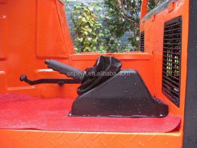 China Triciclo de carga motorizado de tres ruedas con cilindrada de 250cc y motor de rickshaw automático en venta
