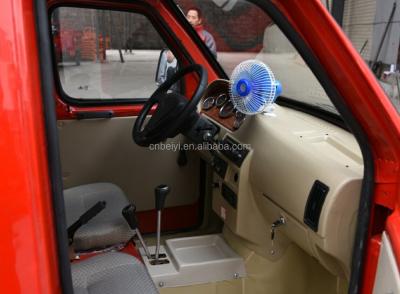 China Automatische 250cc gesloten cabine 3 wielen motorfiets vracht driewieler met CCC Te koop