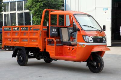 China 250cc benzine benzine gesloten cabine 3 wielen driewieler voor het vervoer van zware lading Te koop