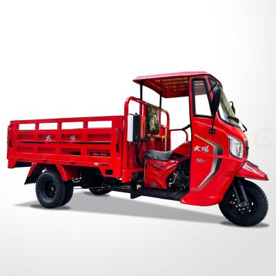 中国 トゥック・トゥック・トライサイクル ガソリンモーターサイクル 50*100のシャーシと400kg以上の積載容量 販売のため
