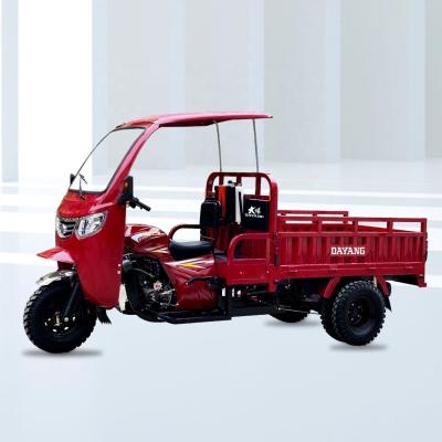 中国 3ホイラーモーターサイクルのTuc Tuc 5.0-12 タイヤとフロントディスク 後部ドラムブレーキシステム 販売のため