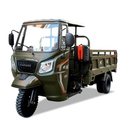 China Cargo tricycle with 200/250/300cc engine in Sri Lanka and Hong Kong at competitive for sale
