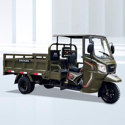 China Grade Cargo Tricycle Motorcycle no Quênia Sistema de travagem de disco dianteiro traseiro e 3 rodas à venda