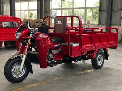 Cina Triciclo da carico raffreddato ad acqua da 300 cc con dimensioni di scatola da carico da 2,2*1,4 m e motore a batteria in vendita