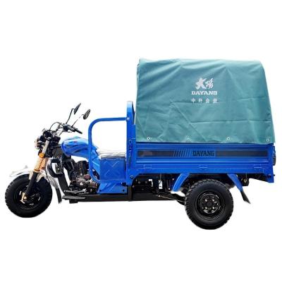China Drie wielen zware vrachtwagen band vrachtfiets driewieler voor het vervoer van auto-rickshaw Te koop