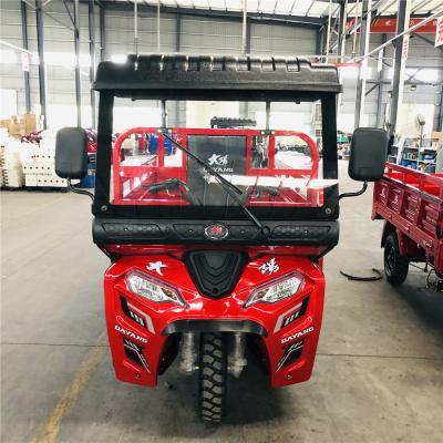 Cina Triciclo merci da 200cc/250cc/300cc con motore potente e 5 2 foglie di molla posteriori in vendita
