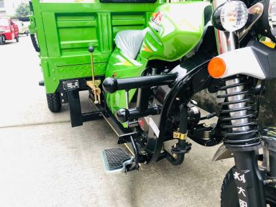 Cina Motore di raffreddamento ad aria convertibile Tuk Tuk con grande spazio e 50 tipi di assorbimento degli urti in vendita