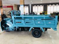 China 250cc Self Loader Three Wheel Cargo Tricycle with Cooling Mode Method Chassis 50*100 for sale