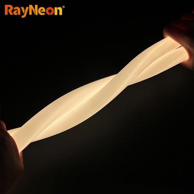 Cina Striscia luminosa al neon LED in silicone circolare IP67, luce al neon flessibile a LED a 360 gradi in vendita