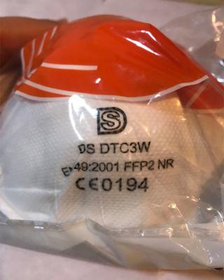 China Fold Flat Fda Ce En 149 Disposable fft2 Mask with Valve for sale