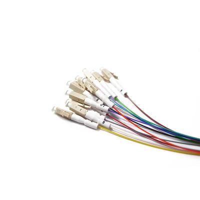China 12 perda de inserção personalizada do comprimento do cabo de remendo da fibra ótica dos núcleos MPO/MTP baixa à venda