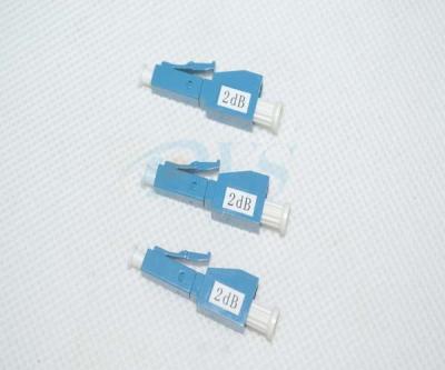 Cina Attenuatori a fibra ottica UPC/di LC 2db blu con il polacco del PC/UPC, tipo della spina in vendita