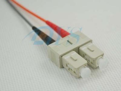 China Casa bege dos conectores de fibra óptica frente e verso multimodos do SC para o revestimento do cabo de 3.0mm à venda