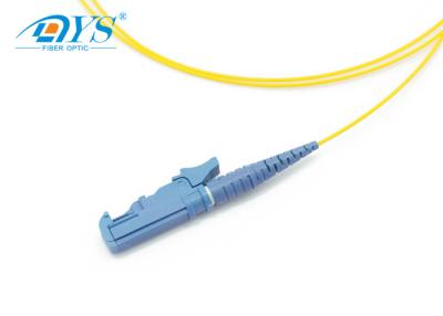 China Obturador a mola da trança da fibra ótica de FTTH G652D E2000 APC à venda