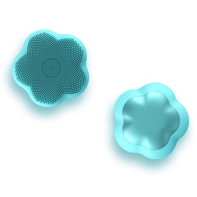 Cina Pulitrice facciale elettrica 180mAh del silicone impermeabile del fiore IPX6 in vendita