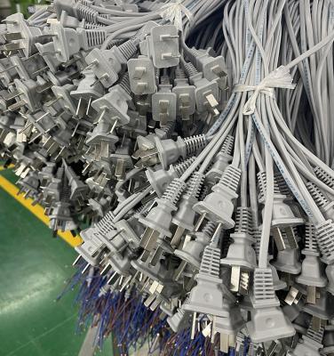 Cina Cavo elettrico del cavo di corrente alternata delle spine di maschio con la spina in vendita