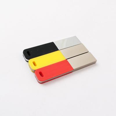 Cina Silver Shiny USB Pen Drive 2.0 64GB 128GB 20MB/S Logo e scatola personalizzati in vendita