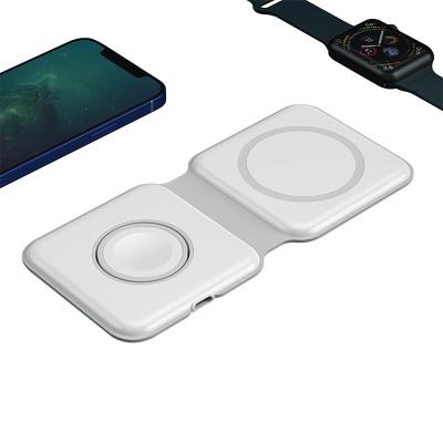 China 2 In 1 Magnetic Travel Wireless Charging Station Multiple Device for sale