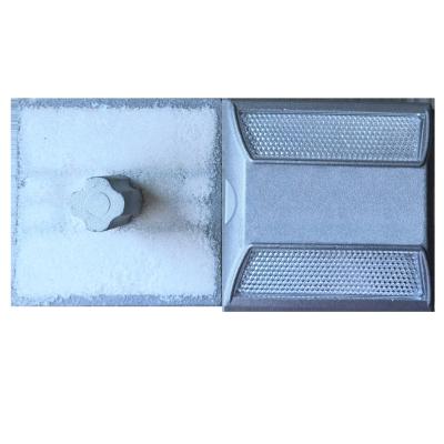 China Aluminum Road Stud Reflective Color White/ Yellow/ Red/ Blue/ Green for Traffic Safety Solutions for sale