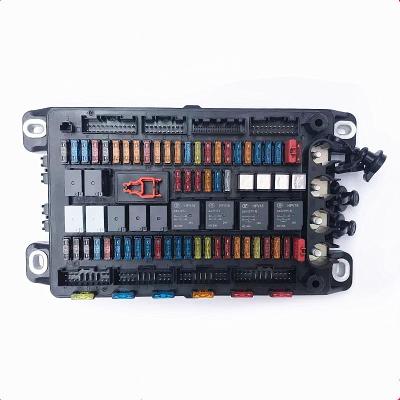 Cina Ricambi per autocarri Shacman Central Electric Installation Plate DZ93189584400 Cab Fuse Box per fabbrica originale in vendita