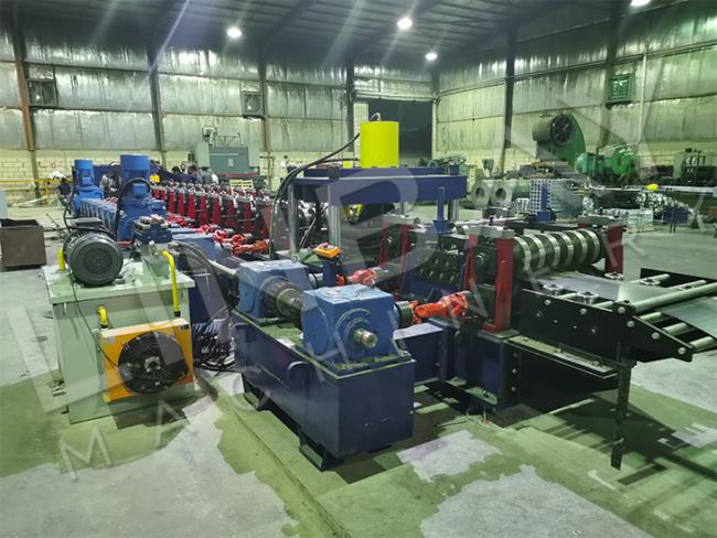 Automatic Perforated W-Beam And Thrie-Beam Guardrail Roll Forming Production Line