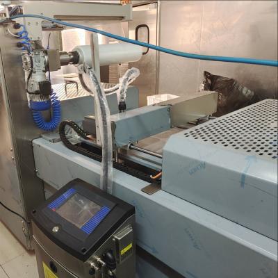 Cina Automatic Stretch Film Thermoforming Pack Syringe Vacuum Packaging Machine in vendita