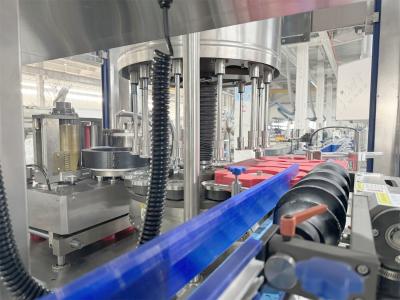 China Máquina etiquetadora automática para latas 220V/380V con pantalla táctil en venta