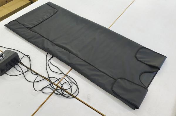 Quality 25-80 Celsius Degree Adjusted Velcro Sauna Blanket for Circulation Enhancement for sale