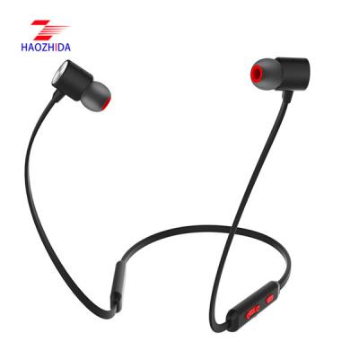 China 2018 new Sweatproof Magnetic Sport Wireless Bluetooth Earphone For Gym Running Workout for sale