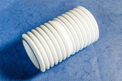 中国 Silver Metallized Alumina Ceramics With Volume Resistivity >1014Ω.Cm 販売のため