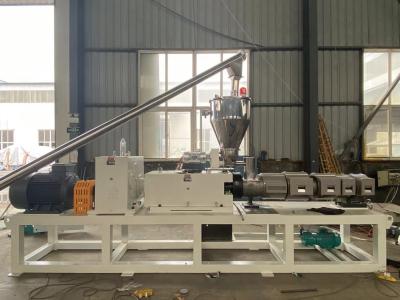 Cina Doppia linea elettrica di plastica dell'estrusione del tubo del PVC di drenaggio del condotto dell'estrusore a vite in vendita