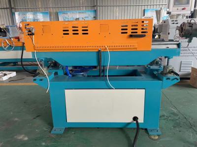 中国 機械に電気ケーブルの管の通ることを作るセリウムPP 35kg/HのPeの波形の管 販売のため