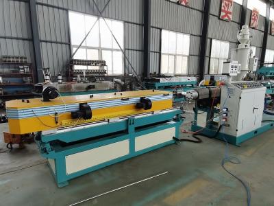 Cina Linea ondulata a parete semplice piccola dimensione dell'estrusione del tubo del PVC del PE dei pp di 20/25/32/40mm in vendita