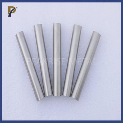Cina 99.99% di alta purezza di diametro 25 mm Tantalum Bar con eccellente resistenza alla corrosione Tantalum Bar in vendita