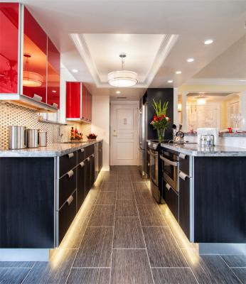 China Beige lacquer and melamine kitchen cabinet Cabinet Custom Design Kitchen for sale