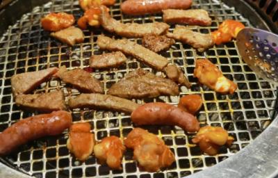 China Food-Safe Stainless Steel Barbecue Net No Harmful Substance Leaching for sale